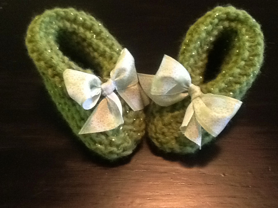 Delicate Handmade Green Sparkle Baby Booties on Luulla