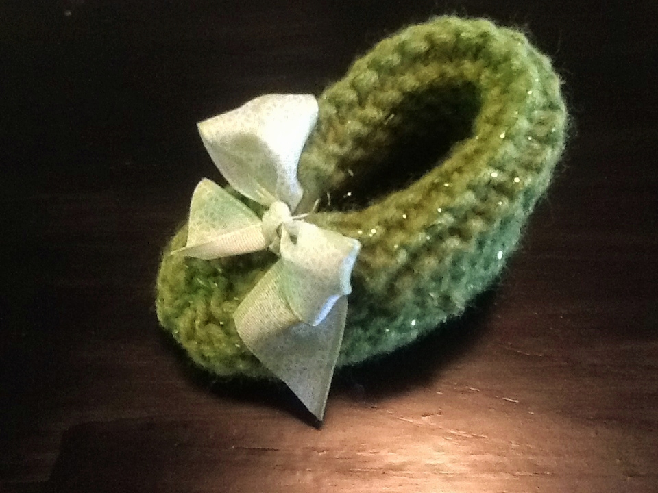 Delicate Handmade Green Sparkle Baby Booties on Luulla